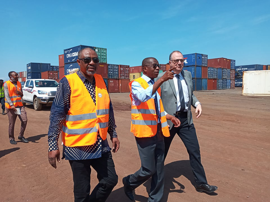 Djaé Ahamada Chanfi promet un port moderne